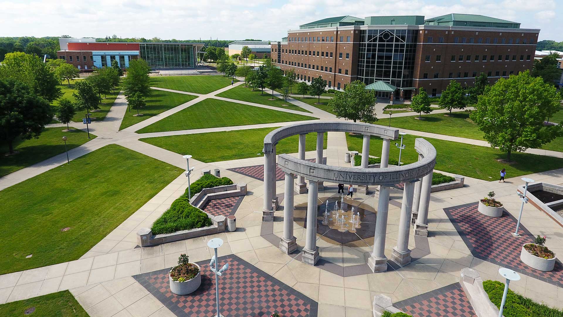 College of Business and Management | University of Illinois Springfield