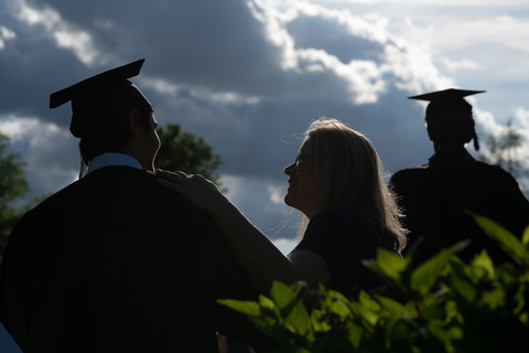 UIS Commencement 2024 | University of Illinois Springfield