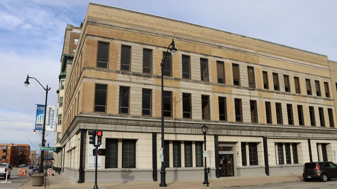 UIS officially takes ownership of the future downtown