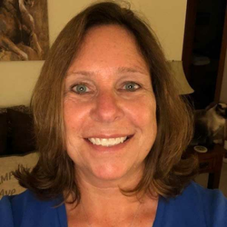 Angela Dyer | University of Illinois Springfield